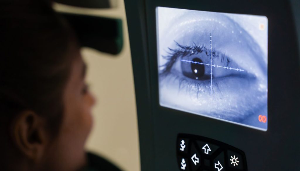 Understanding Glaucoma: Symptoms, Risk Factors & Treatment Options ...